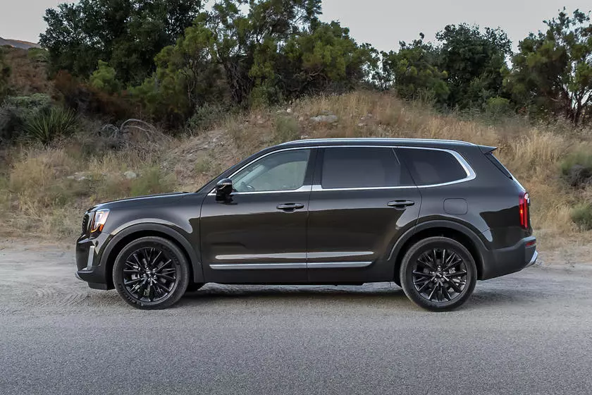 Tampilan Samping Kia Telluride 2020