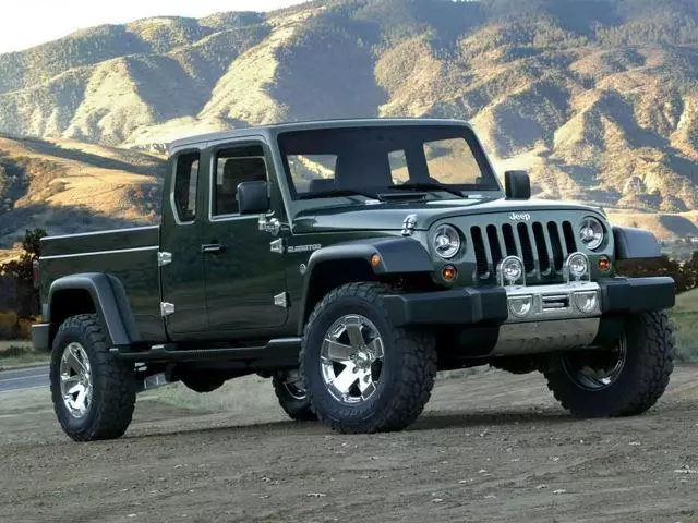 Wrangler-Based Truck အသစ်ကို ဘာကြောင့် ဂျစ်ကားအတွက် လုံးဝ အဓိပ္ပါယ်ရှိစေတာလဲ။ 57729_1