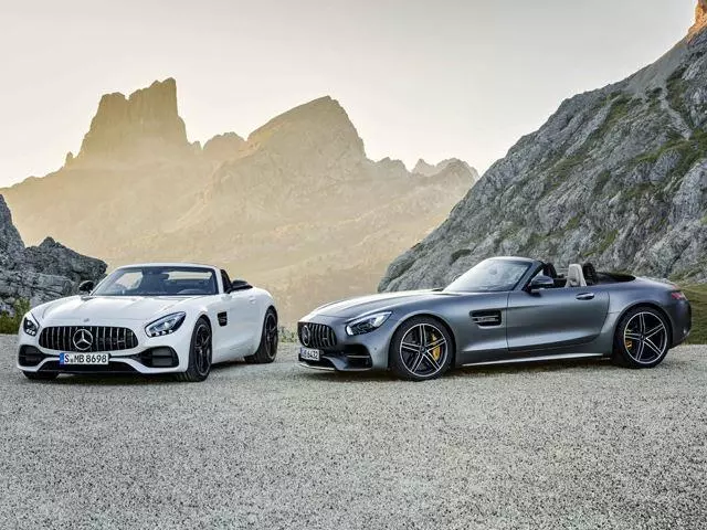 Mercedes-AMG GT C ស៊េរីឆ្នាំ 2018 ពិនិត្យឡើងវិញ៖ តើ AMG បានបង្កើតរថយន្តស្ព័រដែលអាចបំប្លែងបានល្អឥតខ្ចោះទេ? 57783_1