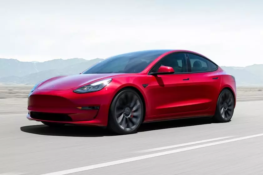 2017-2022 Tesla Model 3 akstur að framan