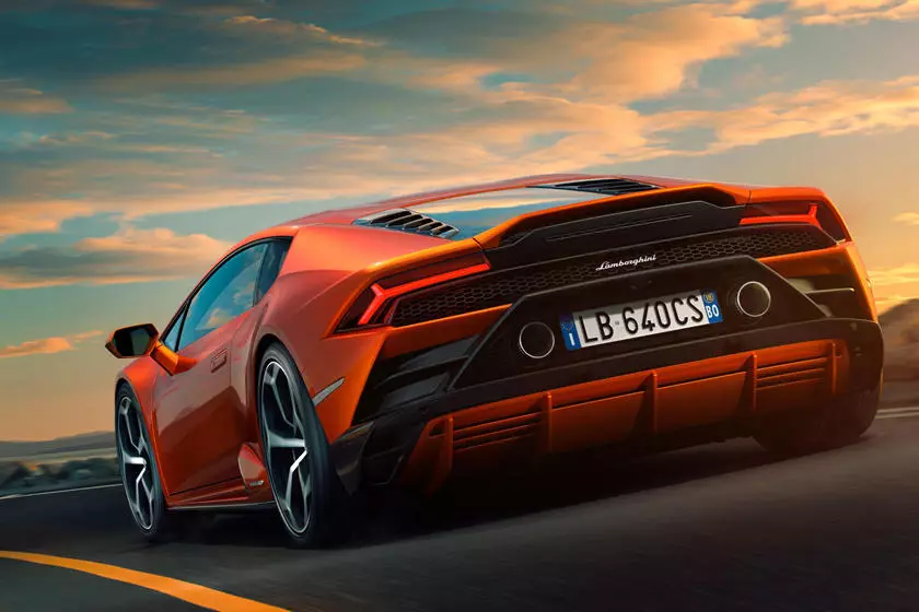 Lamborghini ro pe awọn oniwun Huracan Evo gbona 57803_2