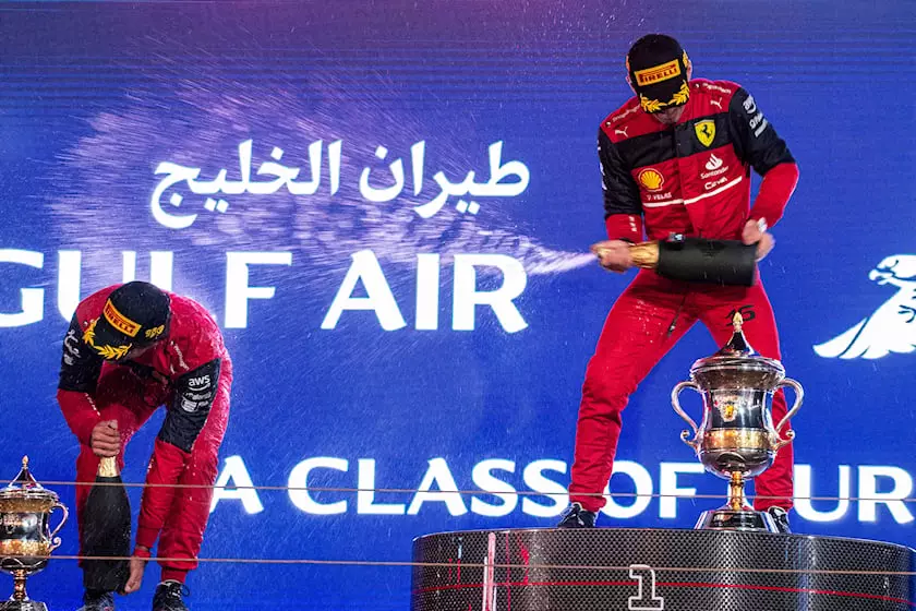 „Ferrari“ Bahreine baigia 1:2, „Red Bull“ išvyksta be nieko 578_31