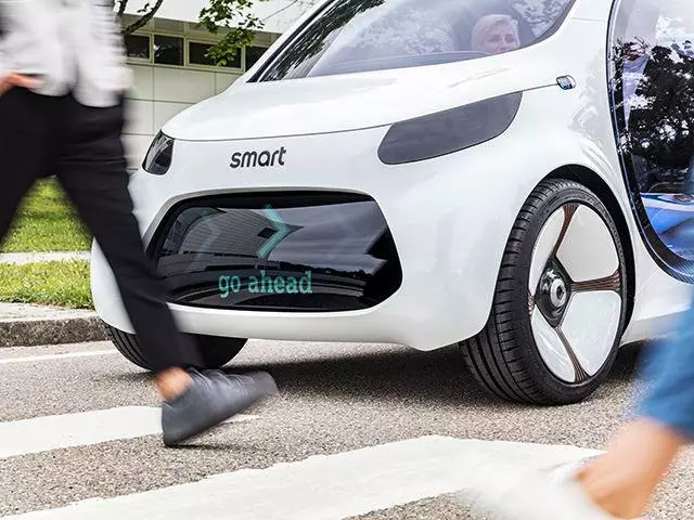 The Smart Vision EQ Adalah Mimpi Buruk Terburuk Seorang Pengemudi Taksi 57918_6