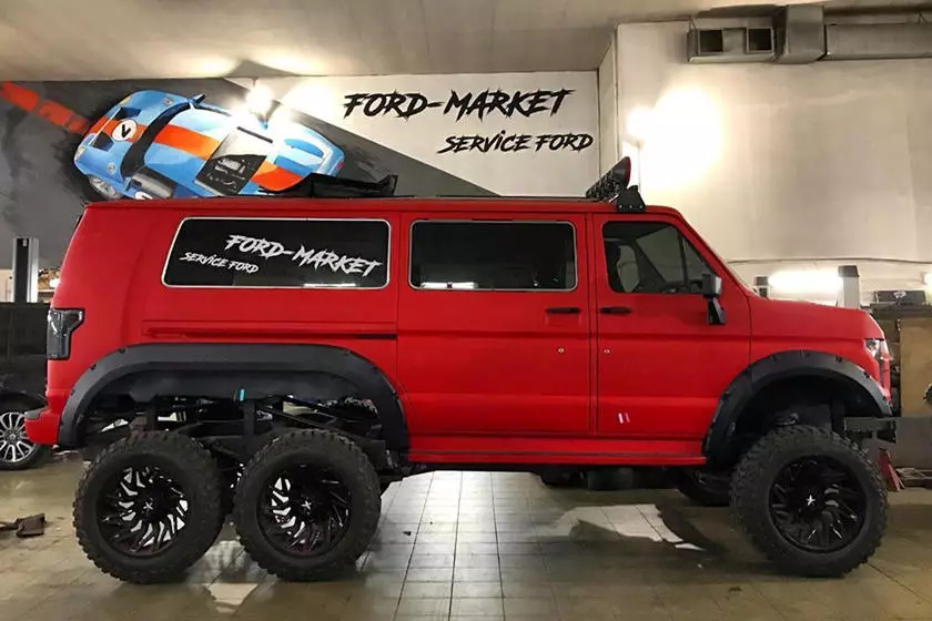 Crazy Ford RaptorBus 6x6 Америкада салынбаған 57988_2