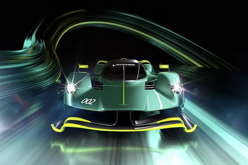 Aston Martin Valkyrie AMR Pro wuxuu u wadaa sida Formula One baabuur 57_7