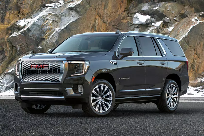 2021 GMC ಯುಕಾನ್ ಫ್ರಂಟ್ ಆಂಗಲ್ ವ್ಯೂ