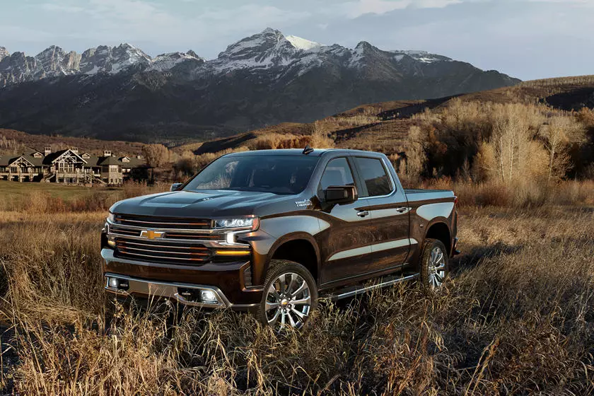 2019-2020 Chevrolet Silverado 1500 Vista de Ângulo Frontal