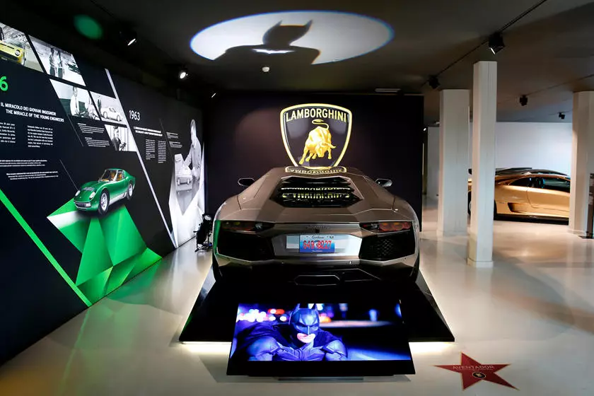 Lamborghini баатарлаг супер машин гарахаас өмнө Aventador-ын баяраа тэмдэглэв 58113_10