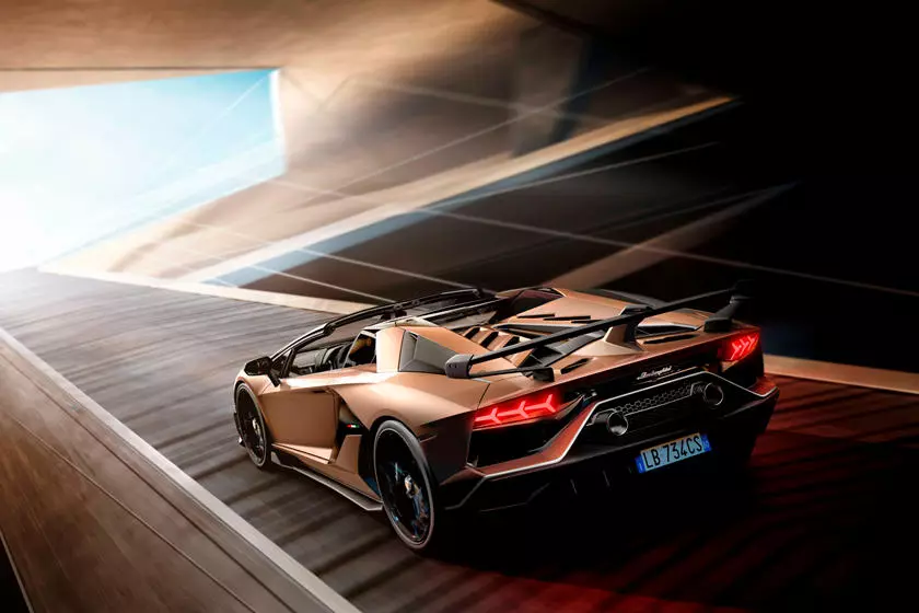 Lamborghini sărbătorește Aventador înainte ca Epic Supercar să se retragă 58113_6