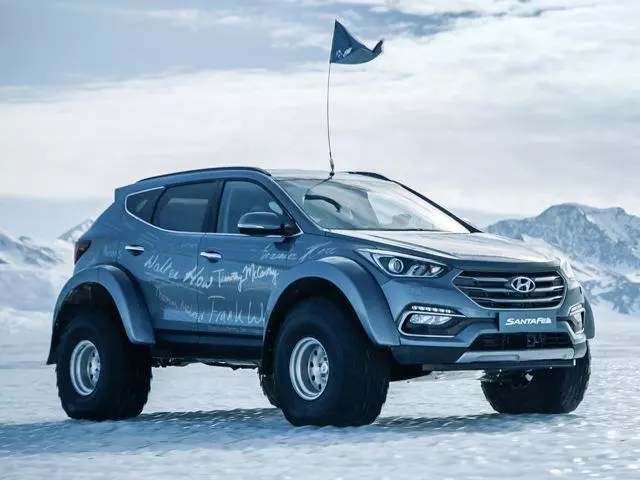 A Hyundai bemutatja az Extreme Santa Fe Sport Off-Road koncepciót a SEMA-n 58177_2