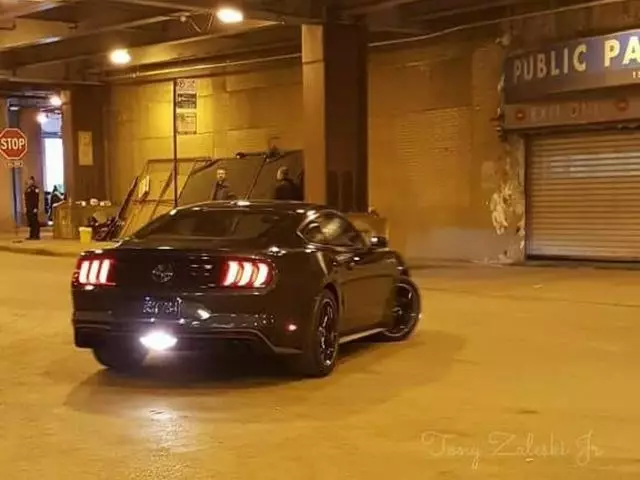 Опубліковані фотографії підтверджують, що Ford Mustang Bullitt Edition 2018 року випускається 58185_2