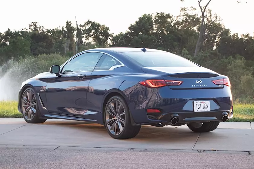 2017-2022 Infiniti Q60 Coupe Malantaŭa Vido