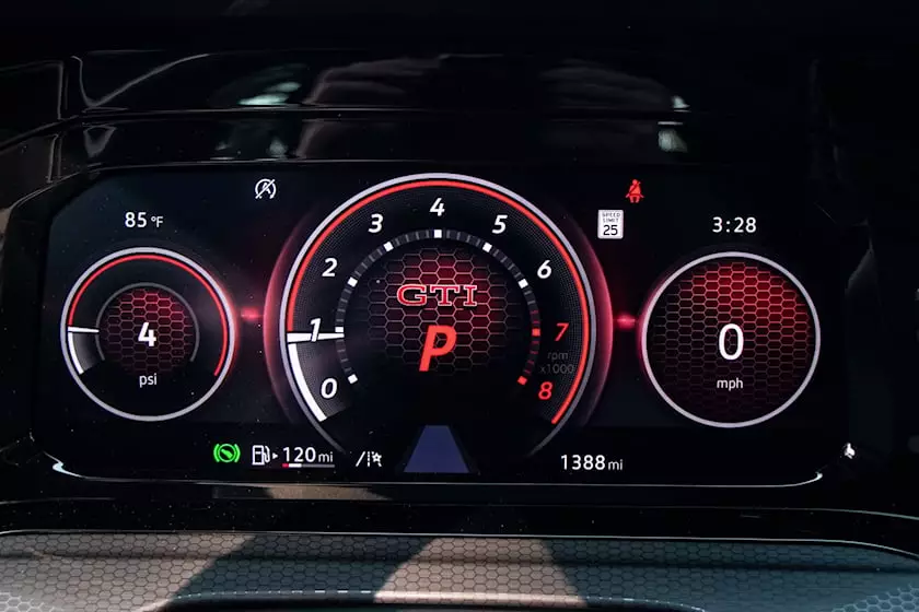 Podríeu viure amb l'enorme dealbreaker del Golf 8 GTI? 587_17