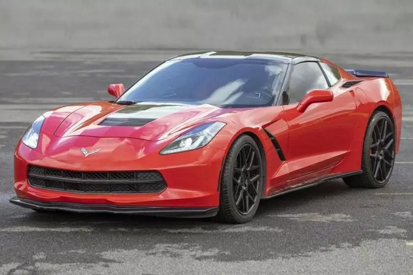 මෙම සොරකම් කරන ලද Corvette Stingray මිලදී ගැනීමට කිසිවෙකුට අවශ්‍ය නැත 58946_1