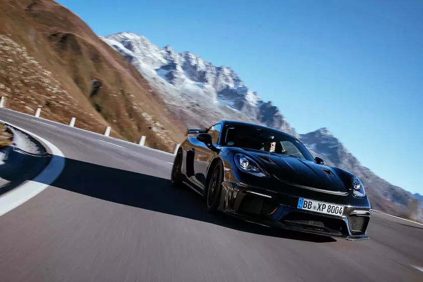 Urmărește Porsche 718 GT4 RS care a stabilit un timp uluitor de rapid la Nurburgring 58994_4