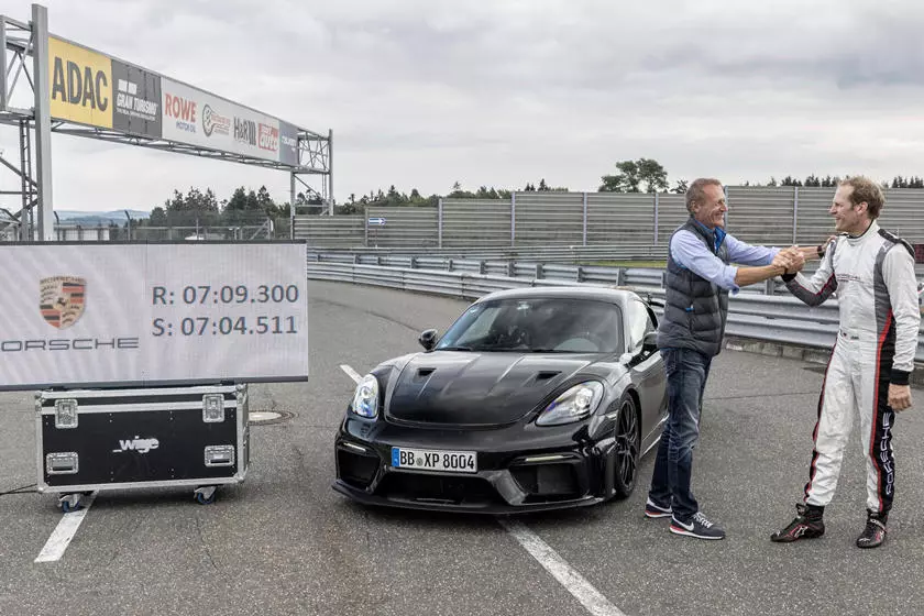 Regardez la Porsche 718 GT4 RS établir un temps incroyablement rapide sur le Nurburgring 58994_9