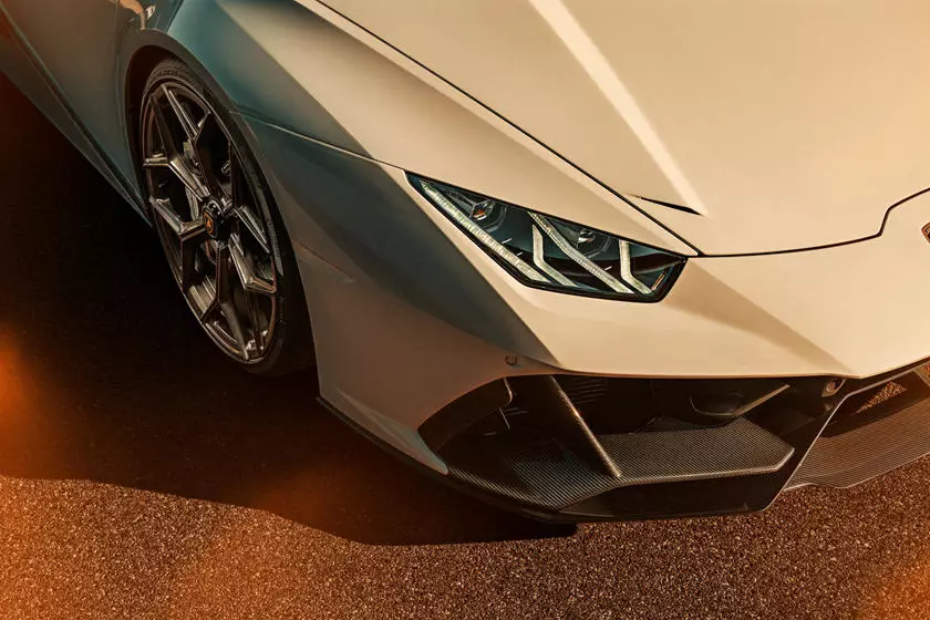 Lamborghini Huracan Evo-ն վերածվել է ածխածնային մանրաթելից 59029_10
