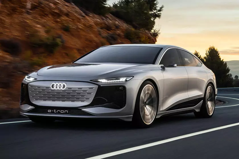 2023 Audi A6 e-tron prednji kut za vožnju