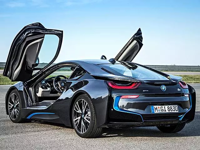 La Sekva BMW i8 Estos Absoluta Monstro 59091_2