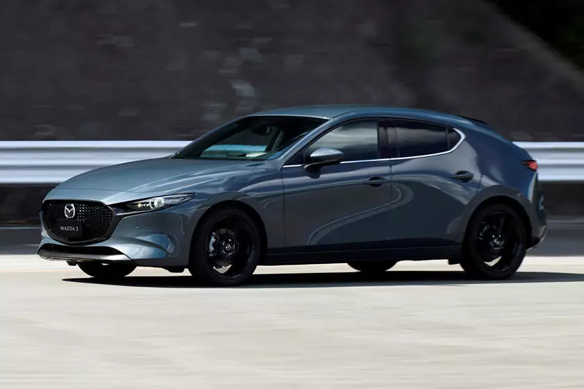 2019 Mazda3 සඳහා දැරිය හැකි ආරම්භක මිලක් ලැබේ 59144_1