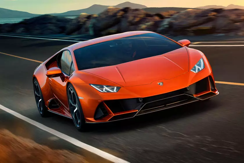 2020-2021 Lamborghini Huracan Evo Front View Driving