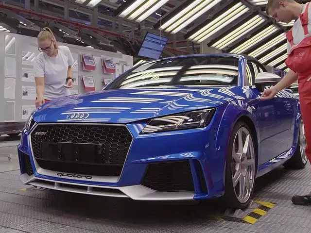 Ви коли-небудь замислювалися, як збирається Audi RS-модель? 59172_1