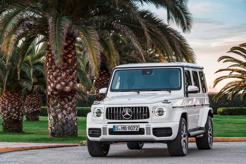 2019-2020 מרצדס-AMG G63 מבט זווית קדמית