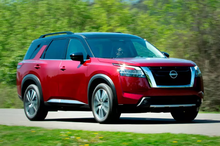 Dem Nissan säi vill verbesserte 2022 Pathfinder ass hei 59419_1