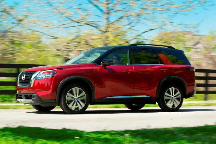 Dem Nissan säi vill verbesserte 2022 Pathfinder ass hei 59419_2