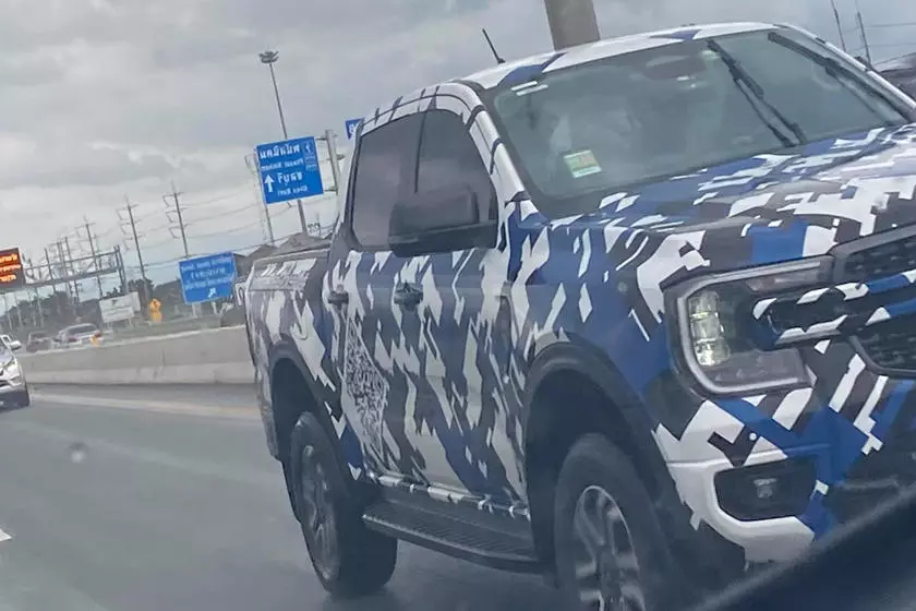 2023 Ford Ranger Spied In XLT, FX4 և Wildtrak զարդարանքներով 59510_10