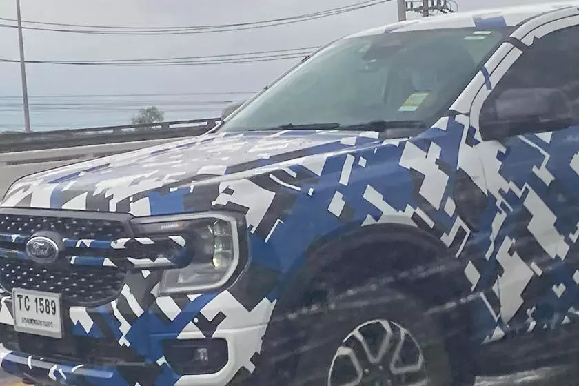 2023 Ford Ranger XLT, FX4, සහ Wildtrak Trims වලින් ඔත්තු බැලුවා 59510_8