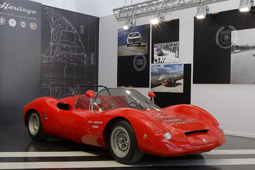 Az egyszeri Abarth 1000 SP egy Alfa Romeo alatta 59654_8