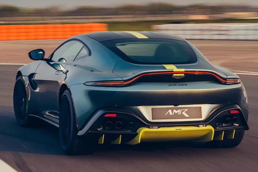 Yangi Aston Martin xo'jayini mexanik uzatmani o'ldirdi 59665_2