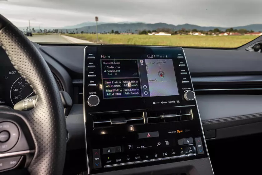 2019-2022 Toyota Avalon Hybrid Infotainment Setup