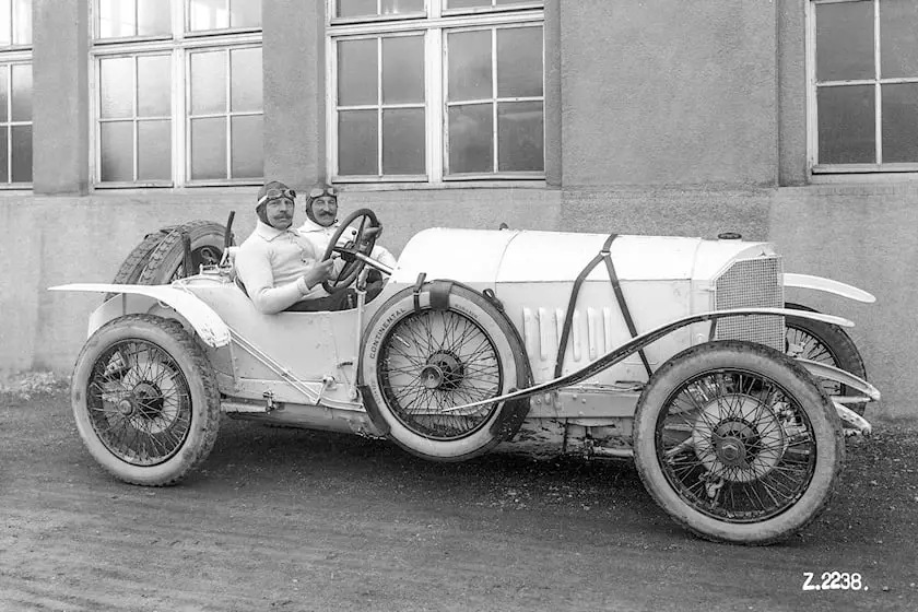 Vor 100 Jahren hat Mercedes die Welt der Performance aufgeladen 6000_3