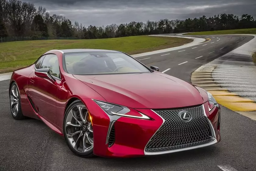 El nou Lexus LC Grand Tourer torna a donar confiança als fabricants d'automòbils 60042_1