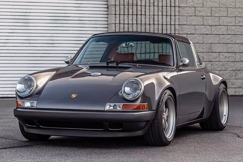 Şarkıcının En Yeni Porsche 911 Targa'sı Mutlak Bir Sersemletici 60165_1