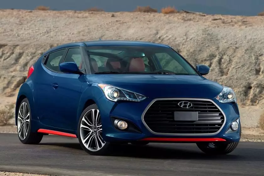 جدیدترین تیزر برای The Veloster به ما امکان می دهد موتور غرغر آن را بشنویم 60378_2