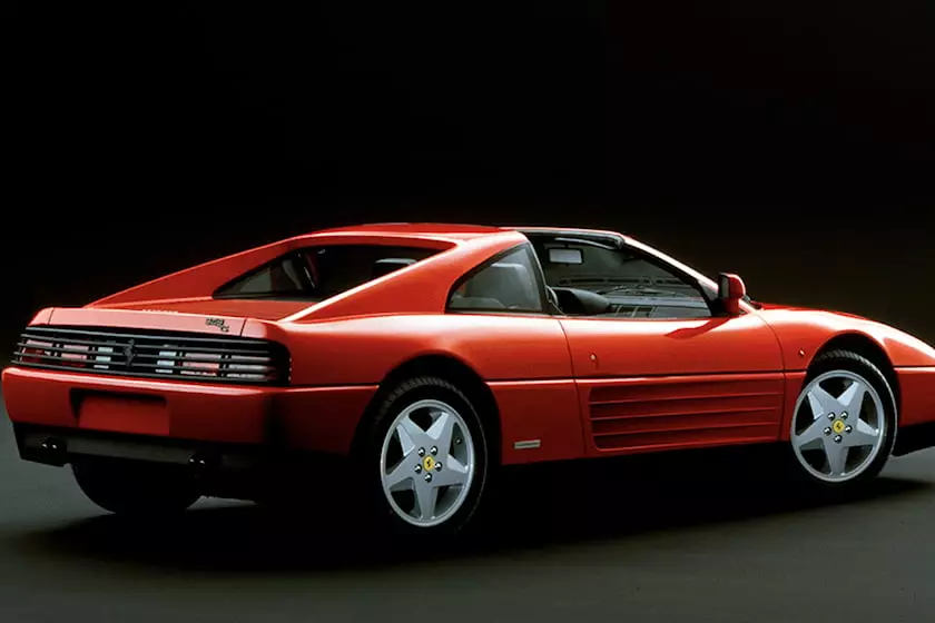 6 ដង Ferrari ផលិតតិចជាងរថយន្តល្អឥតខ្ចោះ 605_3