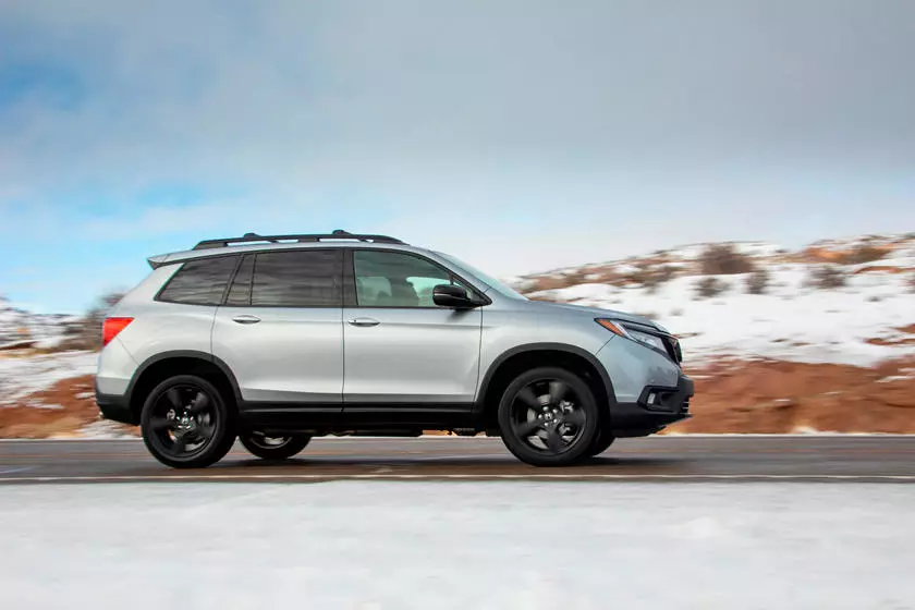 Honda Passport 2019 wyceniony na wyższą cenę niż trzyrzędowy pilot 60786_9