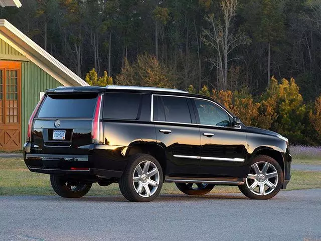 Cadillac Ditching Solid Rear Axles Ye2020 Escalade 60996_2