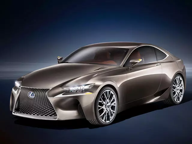 Lexus plant nieuwe IS F Coupé 61366_1