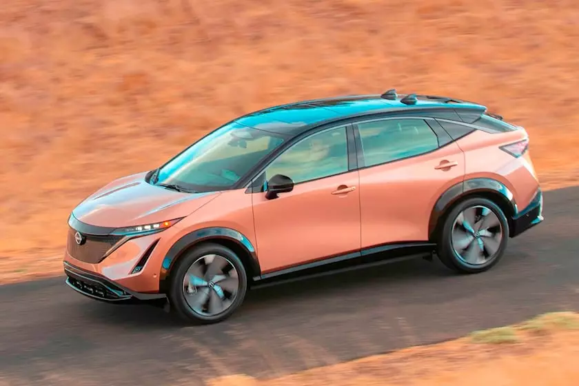 2023 Nissan Ariya Yan Açı Sürüşü