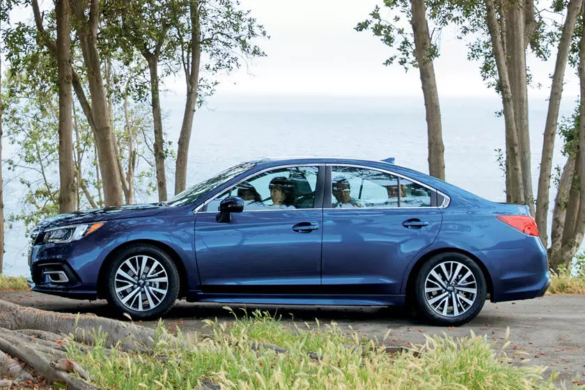 ТАҢДАУ: 2020 жылғы жаңа Subaru Legacy келе жатыр 61583_2