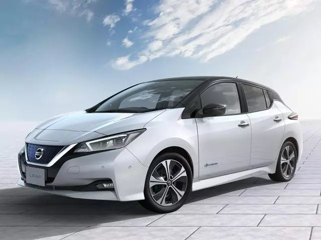 Dagoeneko eztabaida serioa da Nissan Leaf Nismo bati buruz 61699_1