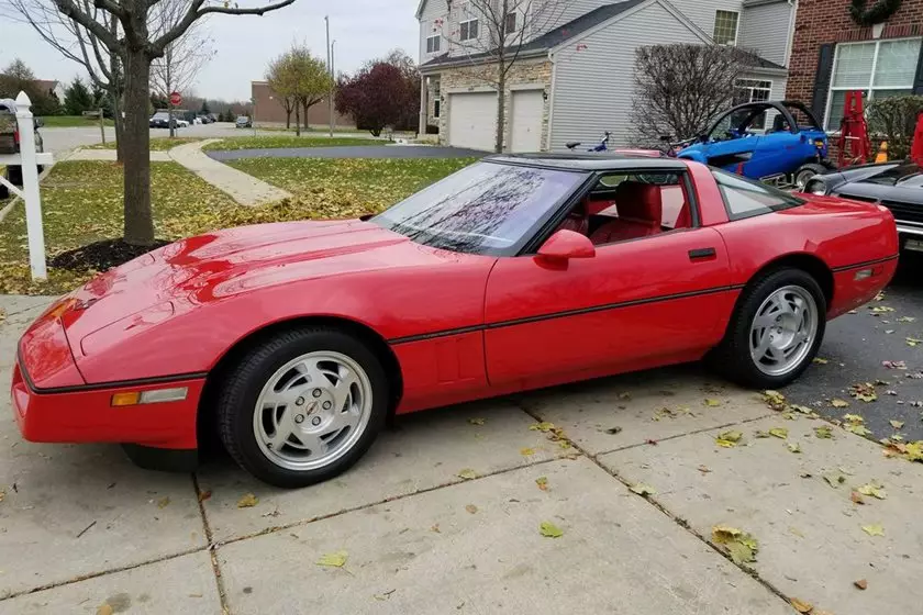 ¿No puede permitirse un nuevo Corvette ZR-1? Este cuesta solo $ 39,900 61704_1