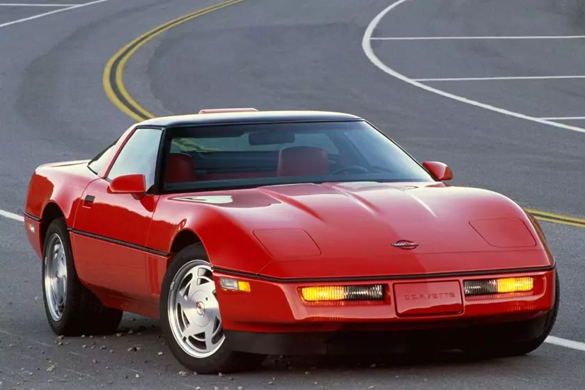 Жаңы Corvette ZR-1 сатып алалбайбы? Бул бир гана $ 39,900 турат 61704_2