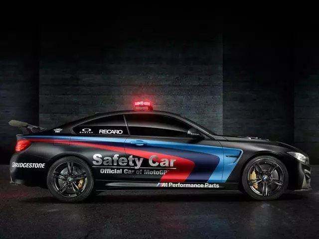 BMW està revisant el llegendari CSL com un M4 d'alt rendiment? 61916_3