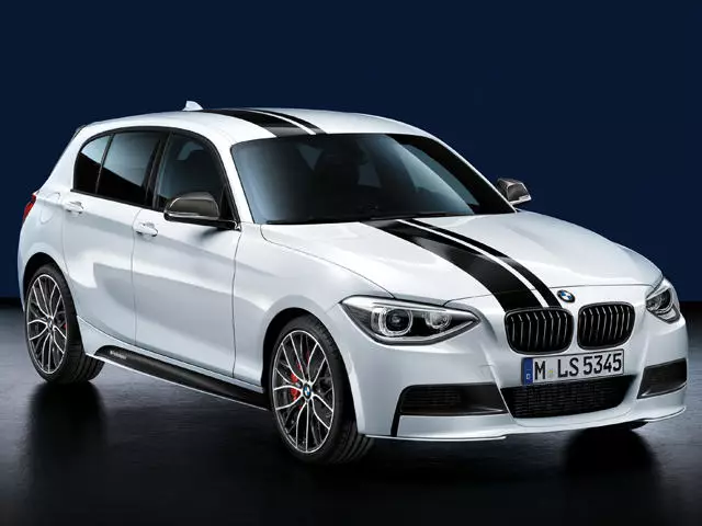 BMW ने M परफॉर्मन्स पार्ट्ससह DTM टायटल्स साजरे केले 62389_4