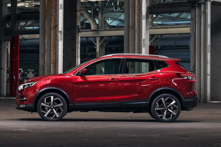 2020 Nissan Rogue Sport komt mei frisse styling en technology 62404_2